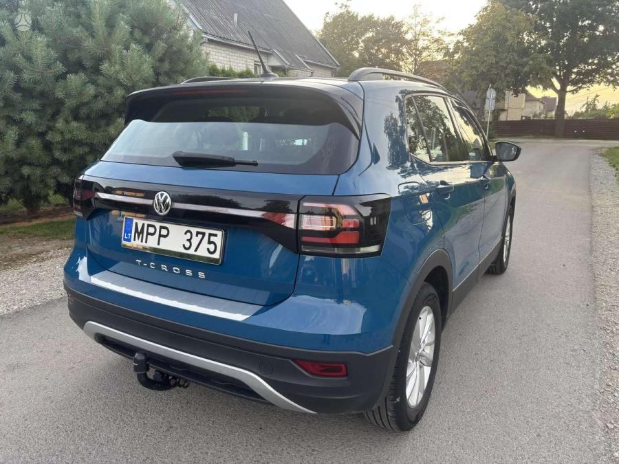 Zils Volkswagen T-Cross 2019 Šauļi, ar dzinēja tilpumu 1.00 L un nobraukumu 80 tūkst. km par 11700 €, foto 6 vietnē AUTOMOTO.COM.LV
