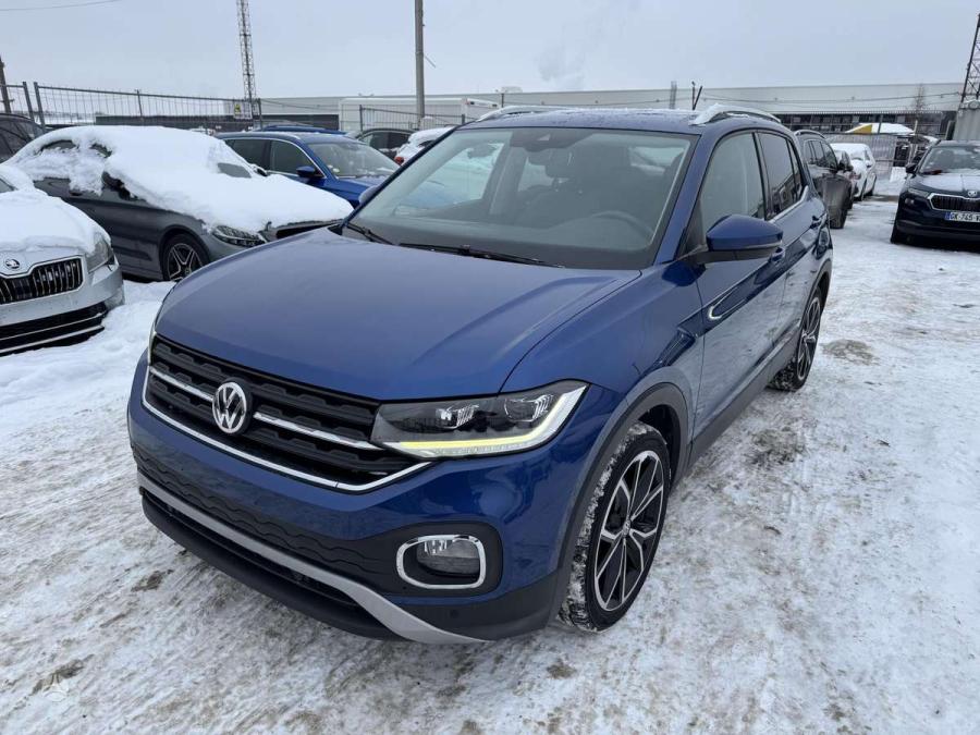 Zils Volkswagen T-Cross 2020 Kauņa, ar dzinēja tilpumu 1.00 L un nobraukumu 130 tūkst. km par 14400 €, foto 1 vietnē AUTOMOTO.COM.LV