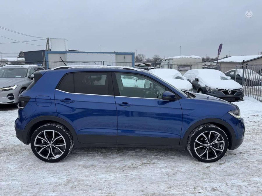 Zils Volkswagen T-Cross 2020 Kauņa, ar dzinēja tilpumu 1.00 L un nobraukumu 130 tūkst. km par 14400 €, foto 3 vietnē AUTOMOTO.COM.LV