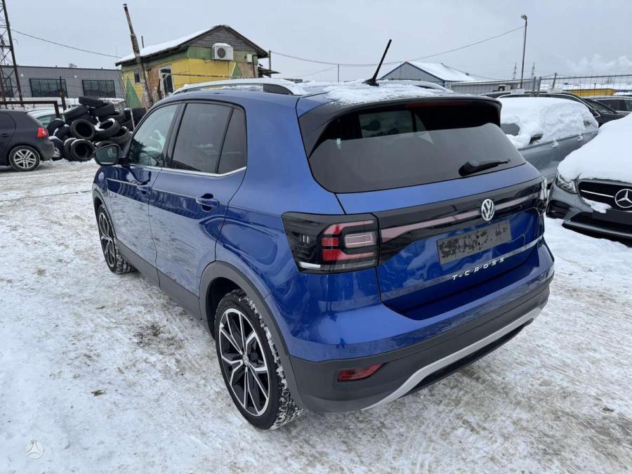 Zils Volkswagen T-Cross 2020 Kauņa, ar dzinēja tilpumu 1.00 L un nobraukumu 130 tūkst. km par 14400 €, foto 5 vietnē AUTOMOTO.COM.LV
