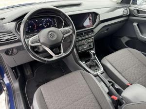 Zils Volkswagen T-Cross 2020 Kauņa, ar dzinēja tilpumu 1.00 L un nobraukumu 130 tūkst. km par 14400 €, foto 9 vietnē AUTOMOTO.COM.LV