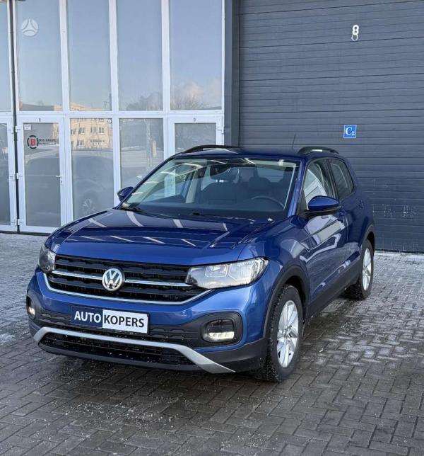 Zils Volkswagen T-Cross 2020 Kauņa, ar dzinēja tilpumu 1.00 L un nobraukumu 53 tūkst. km par 15200 €, foto 1 vietnē AUTOMOTO.COM.LV