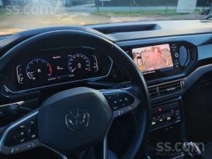 Zils Volkswagen T-Cross 2020 Rīga, ar dzinēja tilpumu 1.50 L un nobraukumu 38 tūkst. km par 19000 €, foto 4 vietnē AUTOMOTO.COM.LV