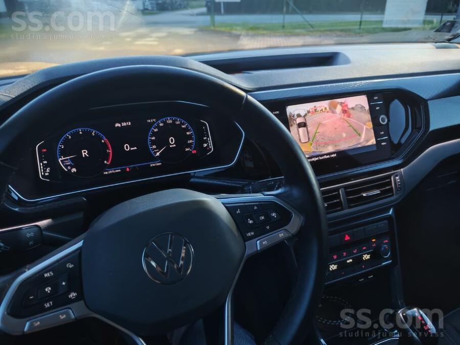 Zils Volkswagen T-Cross 2020 Rīga, ar dzinēja tilpumu 1.50 L un nobraukumu 38 tūkst. km par 19000 €, foto 4 vietnē AUTOMOTO.COM.LV