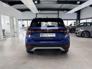 Blue Volkswagen T-Cross 2021 in Kaunas, with an engine capacity of 1.50 L and mileage of 25 thousand km for 26283 €, photo 3 on AUTOMOTO.COM.LV