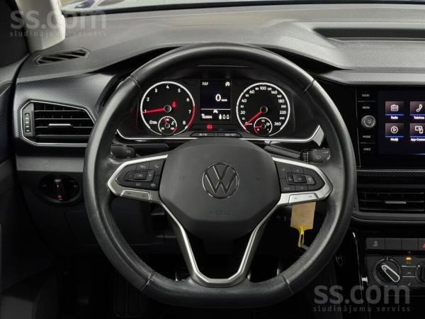 Blue Volkswagen T-Cross 2021 in Valmiera, with an engine capacity of 1.00 L and mileage of 102 thousand km for 16500 €, photo 9 on AUTOMOTO.COM.LV