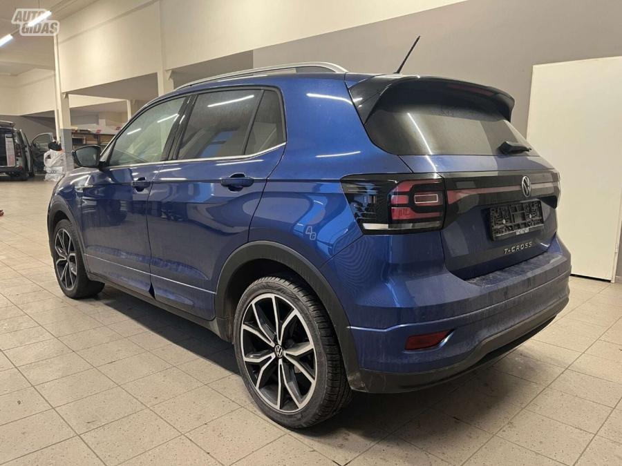 Zils Volkswagen T-Cross 2022 Kauņa, ar dzinēja tilpumu 1.50 L un nobraukumu 30 tūkst. km par 25769 €, foto 3 vietnē AUTOMOTO.COM.LV