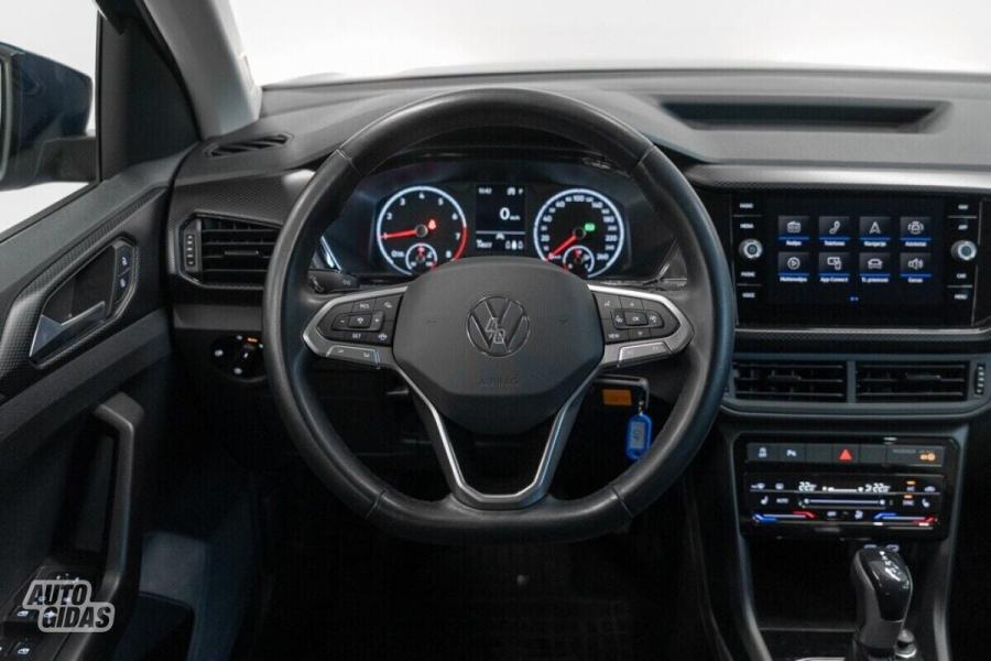 Blue Volkswagen T-Cross 2022 in Vilnius, with an engine capacity of 1.00 L and mileage of 75 thousand km for 17300 €, photo 10 on AUTOMOTO.COM.LV