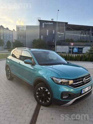 Zils Volkswagen T-Cross 2022 Rīga, ar dzinēja tilpumu 1.00 L un nobraukumu 81 tūkst. km par 15700 €, foto  vietnē AUTOMOTO.COM.LV
