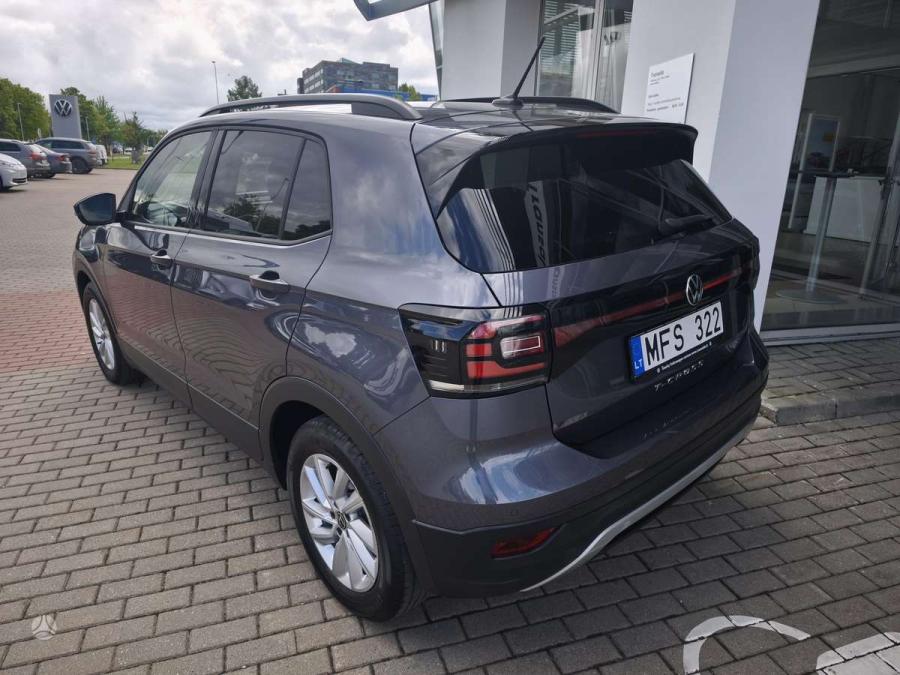 Zils Volkswagen T-Cross 2022 Šauļi, ar dzinēja tilpumu 1.00 L un nobraukumu 80 tūkst. km par 15600 €, foto 6 vietnē AUTOMOTO.COM.LV
