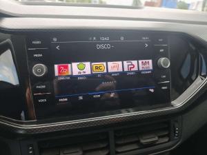 Zils Volkswagen T-Cross 2022 Šauļi, ar dzinēja tilpumu 1.00 L un nobraukumu 80 tūkst. km par 15600 €, foto 17 vietnē AUTOMOTO.COM.LV