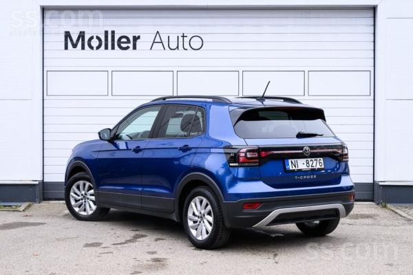 Blue Volkswagen T-Cross 2022 in Riga, with an engine capacity of 1.00 L and mileage of 96 thousand km for 14950 €, photo 4 on AUTOMOTO.COM.LV
