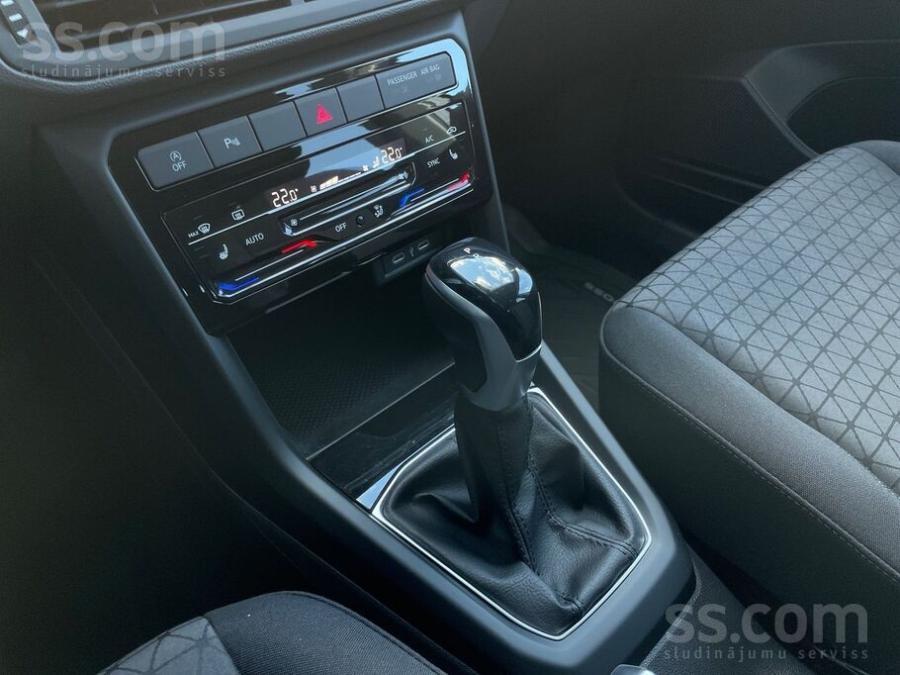 Синий Фольксваген T-Cross 2023 в Рига, объемом двигателя 1.00 л и пробегом 52 тыс. км за 17590 €, фото 21 на AUTOMOTO.COM.LV
