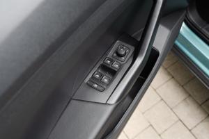 Zils Volkswagen T-Cross 2023 Mārupe, ar dzinēja tilpumu 1.00 L un nobraukumu 37 tūkst. km par 19900 €, foto 9 vietnē AUTOMOTO.COM.LV