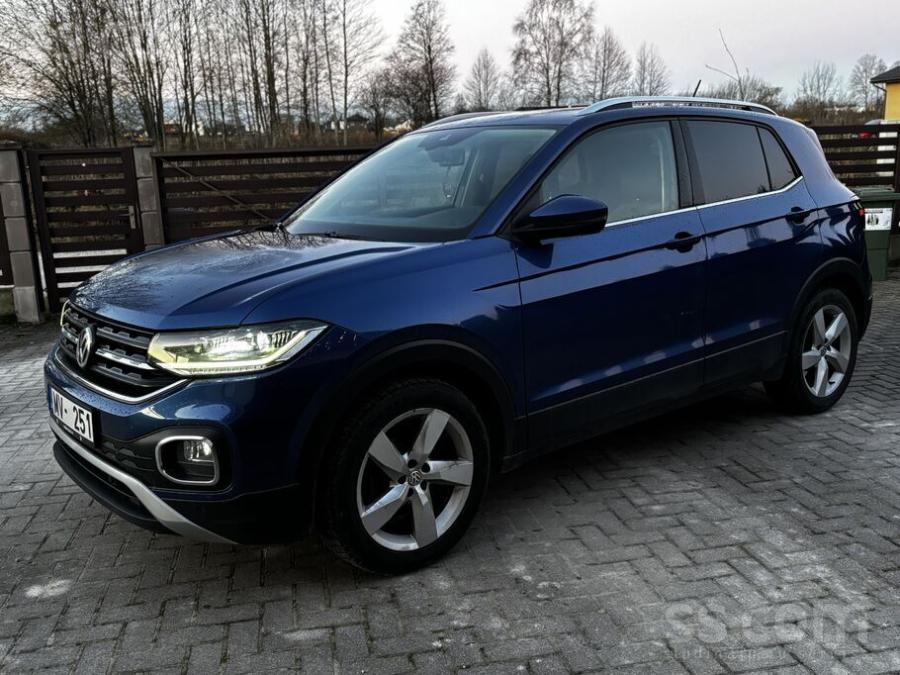 Blue Volkswagen T-Cross 2020 in Riga, with an engine capacity of 1.00 L and mileage of 50 thousand km for 16500 €, photo 1 on AUTOMOTO.COM.LV