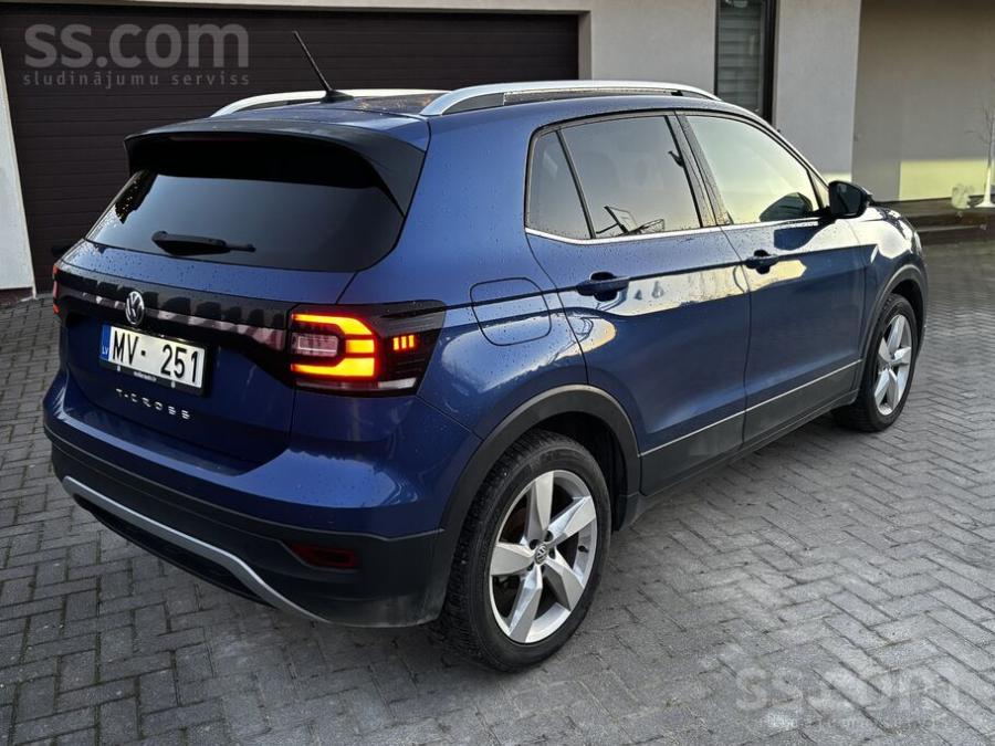 Blue Volkswagen T-Cross 2020 in Riga, with an engine capacity of 1.00 L and mileage of 50 thousand km for 16500 €, photo 3 on AUTOMOTO.COM.LV