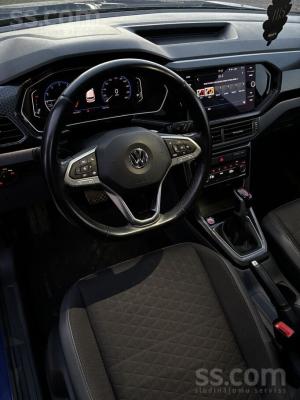 Blue Volkswagen T-Cross 2020 in Riga, with an engine capacity of 1.00 L and mileage of 50 thousand km for 16500 €, photo 4 on AUTOMOTO.COM.LV