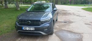 Blue Volkswagen T-Cross 2022 in Riga, with an engine capacity of 1.00 L and mileage of 33 thousand km for 16990 €, photo 4 on AUTOMOTO.COM.LV