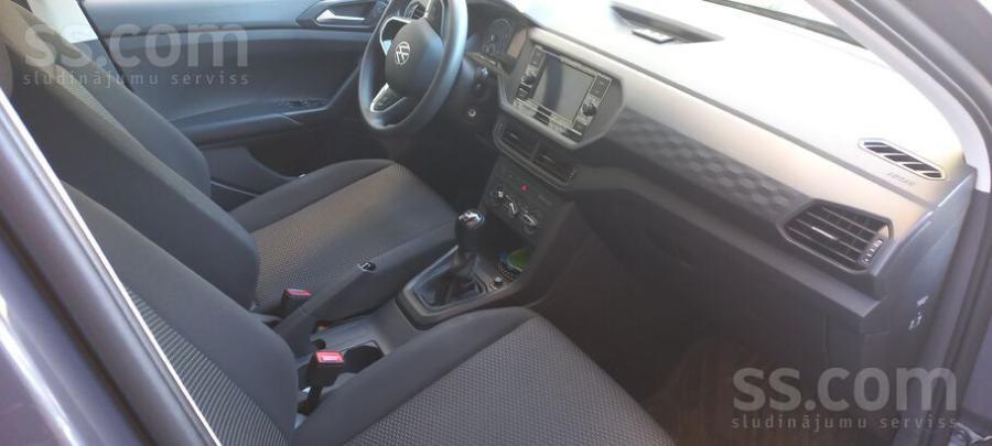 Blue Volkswagen T-Cross 2022 in Riga, with an engine capacity of 1.00 L and mileage of 33 thousand km for 16990 €, photo 6 on AUTOMOTO.COM.LV