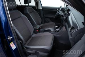 Zils Volkswagen T-Cross 2024 Rīga, ar dzinēja tilpumu 1.50 L un nobraukumu 39 tūkst. km par 21750 €, foto 7 vietnē AUTOMOTO.COM.LV
