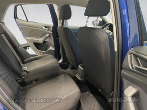 Blue Volkswagen T-Cross 2020 in Tallinn, with an engine capacity of 1.00 L and mileage of 104 thousand km for 13900 €, photo 12 on AUTOMOTO.COM.LV