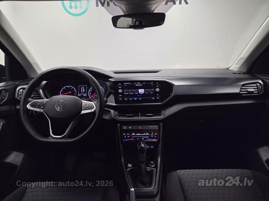 Синий Фольксваген T-Cross 2022 в Таллин, объемом двигателя 1.00 л и пробегом 67 тыс. км за 17900 €, фото 9 на AUTOMOTO.COM.LV