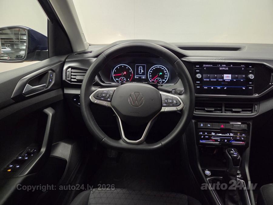 Синий Фольксваген T-Cross 2022 в Таллин, объемом двигателя 1.00 л и пробегом 67 тыс. км за 17900 €, фото 14 на AUTOMOTO.COM.LV
