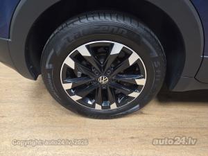Синий Фольксваген T-Cross 2022 в Таллин, объемом двигателя 1.00 л и пробегом 67 тыс. км за 17900 €, фото 21 на AUTOMOTO.COM.LV
