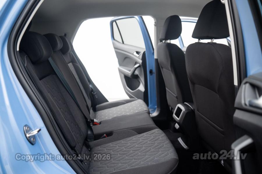 Zils Volkswagen T-Cross 2024 Tallina, ar dzinēja tilpumu 1.00 L un nobraukumu 9 tūkst. km par 21900 €, foto 11 vietnē AUTOMOTO.COM.LV