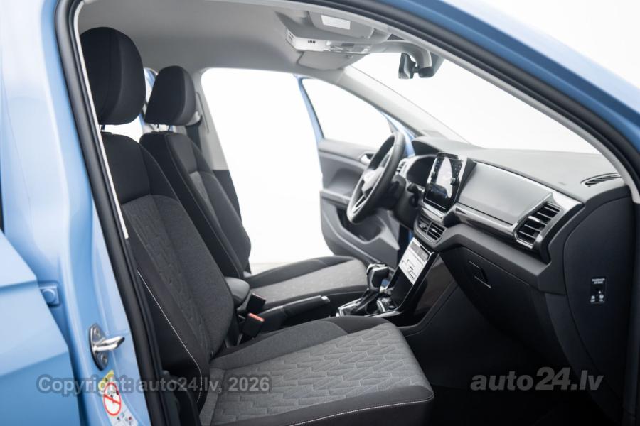 Zils Volkswagen T-Cross 2024 Tallina, ar dzinēja tilpumu 1.00 L un nobraukumu 9 tūkst. km par 21900 €, foto 12 vietnē AUTOMOTO.COM.LV