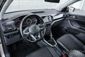 Brūns Volkswagen T-Cross 2019 Rīga, ar dzinēja tilpumu 1.00 L un nobraukumu 67 tūkst. km par 17900 €, foto 10 vietnē AUTOMOTO.COM.LV