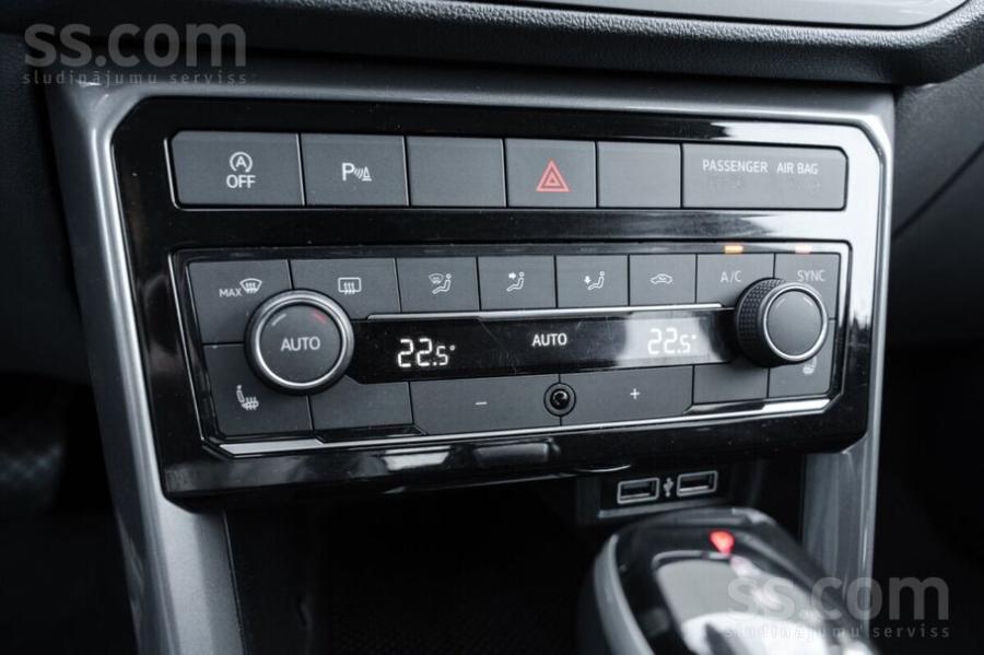 Brūns Volkswagen T-Cross 2019 Rīga, ar dzinēja tilpumu 1.00 L un nobraukumu 67 tūkst. km par 17900 €, foto 21 vietnē AUTOMOTO.COM.LV