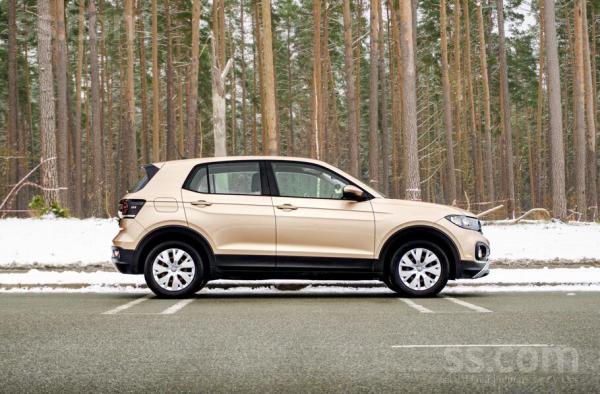 Brown Volkswagen T-Cross 2020 in Riga, with an engine capacity of 1.00 L and mileage of 155 thousand km for 12990 €, photo 9 on AUTOMOTO.COM.LV