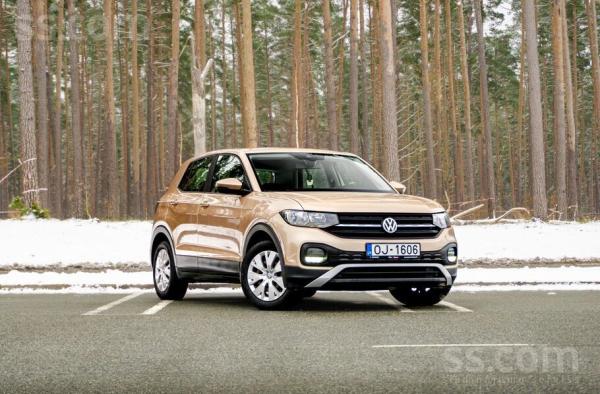 Brown Volkswagen T-Cross 2020 in Riga, with an engine capacity of 1.00 L and mileage of 155 thousand km for 12990 €, photo 2 on AUTOMOTO.COM.LV