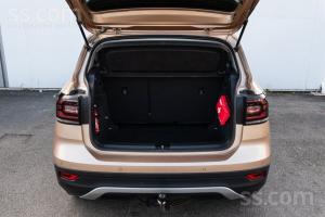 Brūns Volkswagen T-Cross 2020 Rīga, ar dzinēja tilpumu 1.00 L un nobraukumu 75 tūkst. km par 12850 €, foto 10 vietnē AUTOMOTO.COM.LV