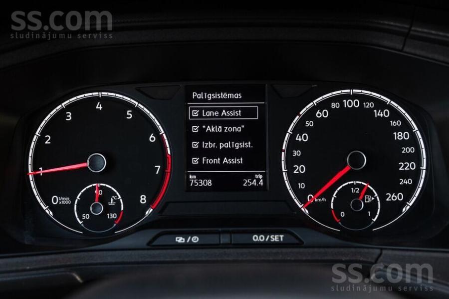 Brūns Volkswagen T-Cross 2020 Rīga, ar dzinēja tilpumu 1.00 L un nobraukumu 75 tūkst. km par 12850 €, foto 16 vietnē AUTOMOTO.COM.LV