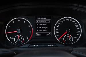 Brūns Volkswagen T-Cross 2020 Rīga, ar dzinēja tilpumu 1.00 L un nobraukumu 75 tūkst. km par 12850 €, foto 16 vietnē AUTOMOTO.COM.LV