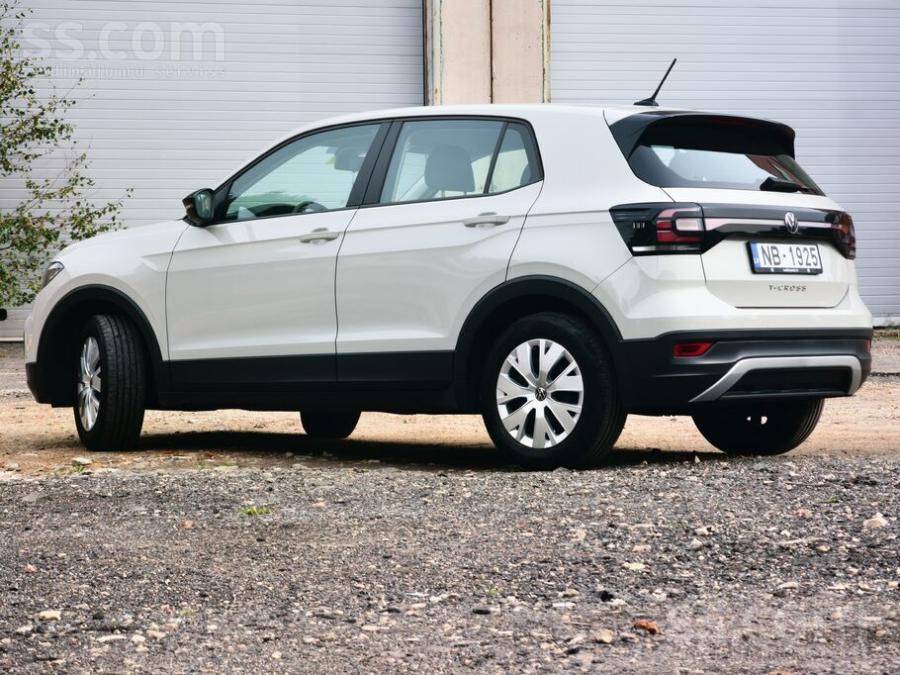 Brūns Volkswagen T-Cross 2021 Rīga, ar dzinēja tilpumu 1.00 L un nobraukumu 110 tūkst. km par 13500 €, foto 4 vietnē AUTOMOTO.COM.LV