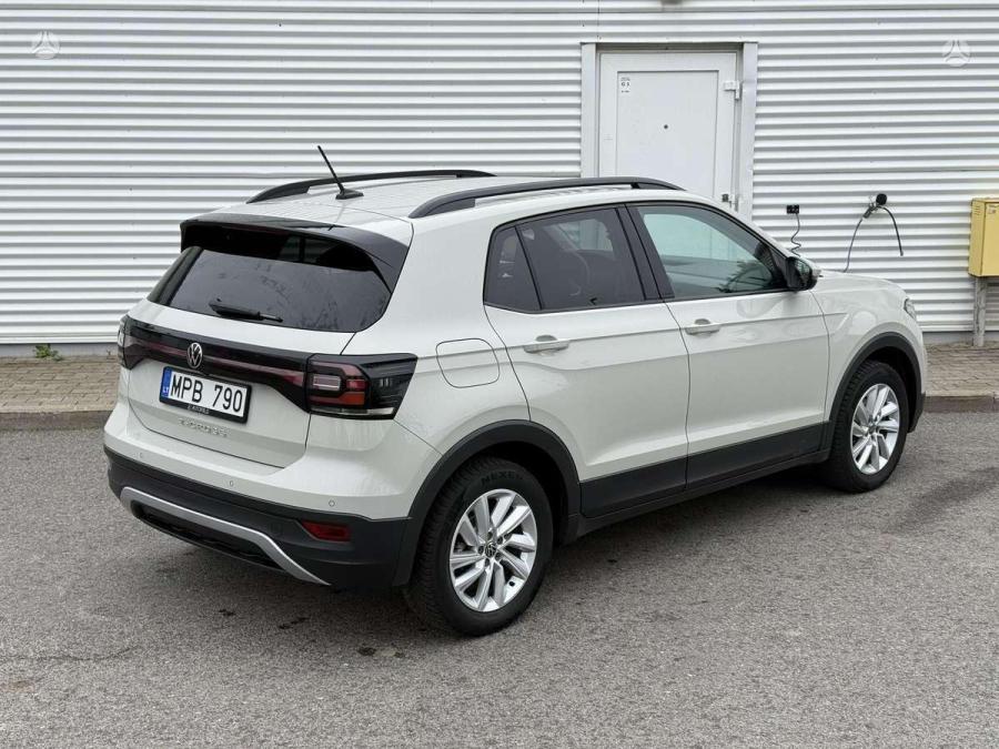 Brūns Volkswagen T-Cross 2023 Viļņa, ar dzinēja tilpumu 1.00 L un nobraukumu 88 tūkst. km par 16950 €, foto 5 vietnē AUTOMOTO.COM.LV