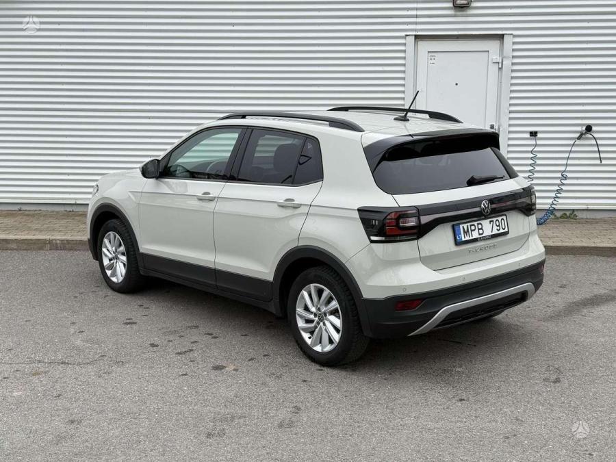 Brūns Volkswagen T-Cross 2023 Viļņa, ar dzinēja tilpumu 1.00 L un nobraukumu 88 tūkst. km par 16950 €, foto 6 vietnē AUTOMOTO.COM.LV