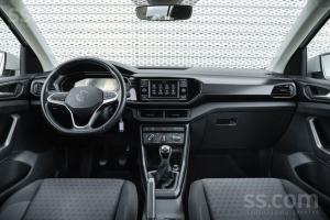 Brūns Volkswagen T-Cross 2024 Rīga, ar dzinēja tilpumu 1.00 L un nobraukumu 50 tūkst. km par 17100 €, foto 7 vietnē AUTOMOTO.COM.LV
