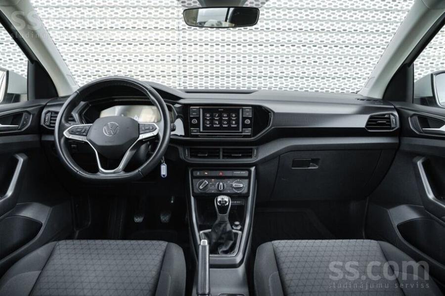 Brūns Volkswagen T-Cross 2024 Rīga, ar dzinēja tilpumu 1.00 L un nobraukumu 50 tūkst. km par 17100 €, foto 7 vietnē AUTOMOTO.COM.LV