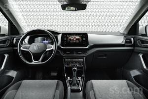 Brown Volkswagen T-Cross 2025 in Riga, with an engine capacity of 1.00 L and mileage of 42 thousand km for 22900 €, photo 7 on AUTOMOTO.COM.LV