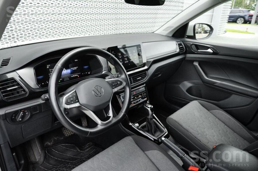 Brown Volkswagen T-Cross 2025 in Riga, with an engine capacity of 1.00 L and mileage of 42 thousand km for 22900 €, photo 10 on AUTOMOTO.COM.LV