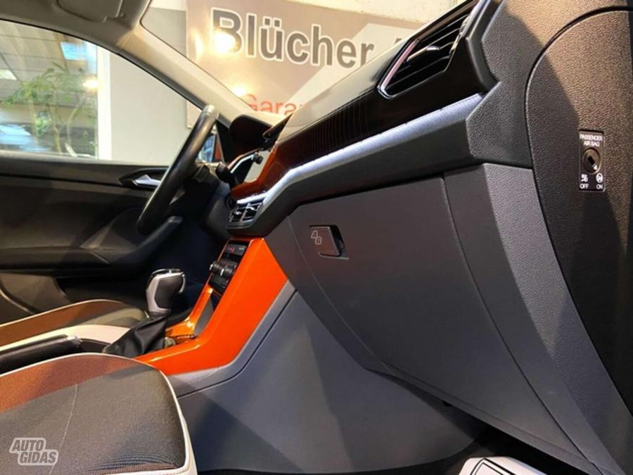 Volkswagen T-Cross 2019 in Kaunas, with an engine capacity of 1.00 L and mileage of 28 thousand km for 22349 €, photo 15 on AUTOMOTO.COM.LV