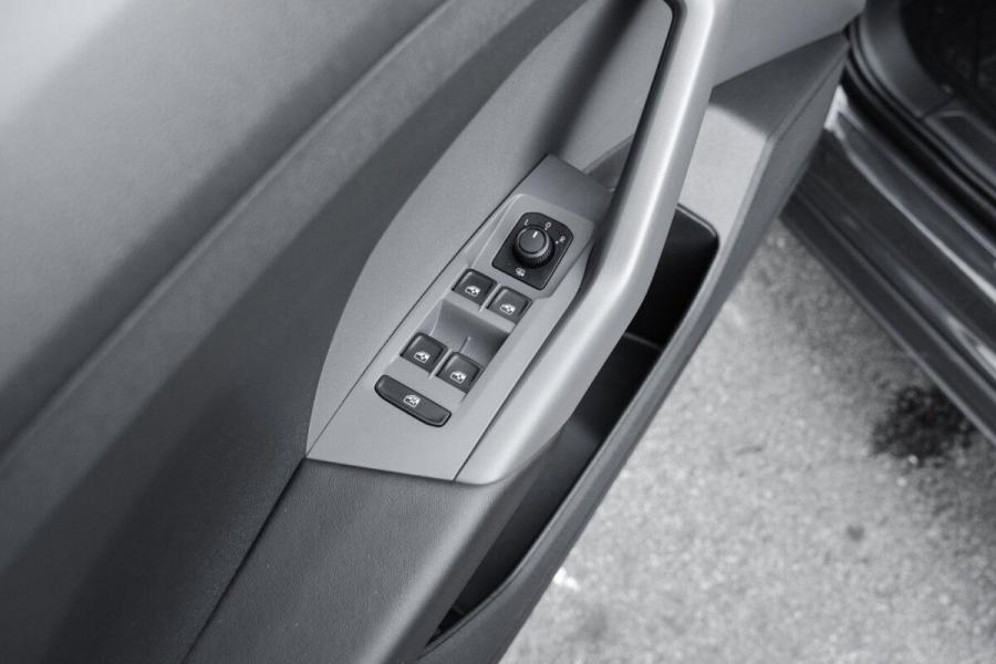 Volkswagen T-Cross 2019 Rīga, ar dzinēja tilpumu 1.00 L un nobraukumu 54 tūkst. km par 12500 €, foto 9 vietnē AUTOMOTO.COM.LV