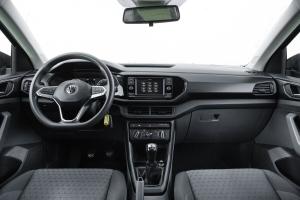 Volkswagen T-Cross 2019 Rīga, ar dzinēja tilpumu 1.00 L un nobraukumu 54 tūkst. km par 12500 €, foto 22 vietnē AUTOMOTO.COM.LV