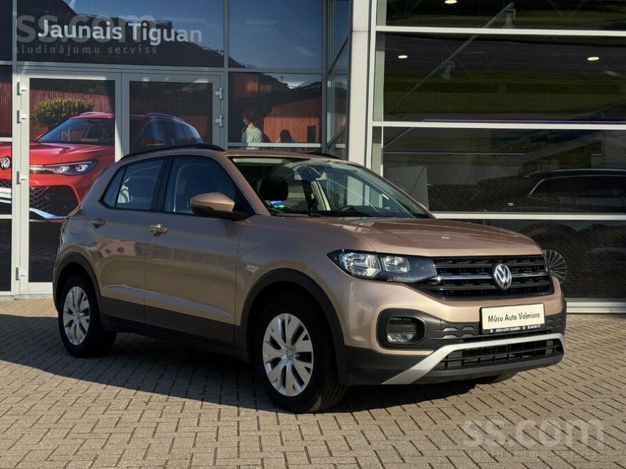 Фольксваген T-Cross 2020 в Валмиера, объемом двигателя 1.00 л и пробегом 73 тыс. км за 15900 €, фото 1 на AUTOMOTO.COM.LV