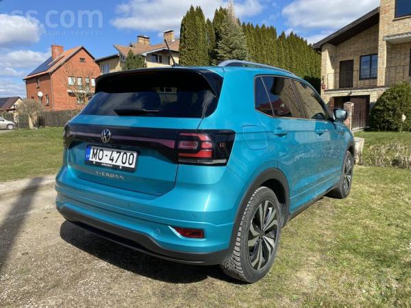 Volkswagen T-Cross 2020 in Jelgava, with an engine capacity of 1.50 L and mileage of 138 thousand km for 18700 €, photo 3 on AUTOMOTO.COM.LV