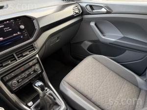 Фольксваген T-Cross 2020 в Елгава, объемом двигателя 1.50 л и пробегом 138 тыс. км за 16500 €, фото 13 на AUTOMOTO.COM.LV